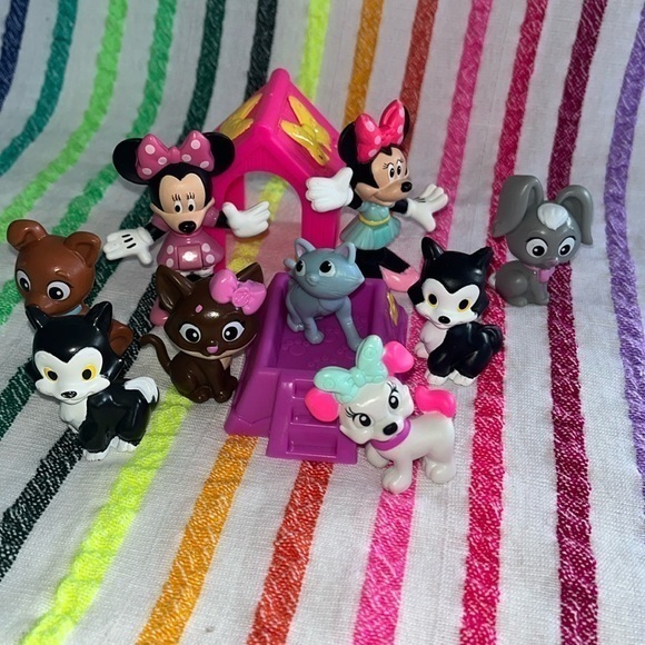Toys | Disney Minnie Mouse And Pets Figure Set Play Toy Lot Of 11 ...